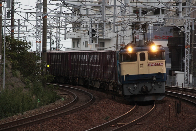 EF65－1074 (→2074)(新) - 特集：21世紀になっても活躍する標準直流電気機関車「EF65形」